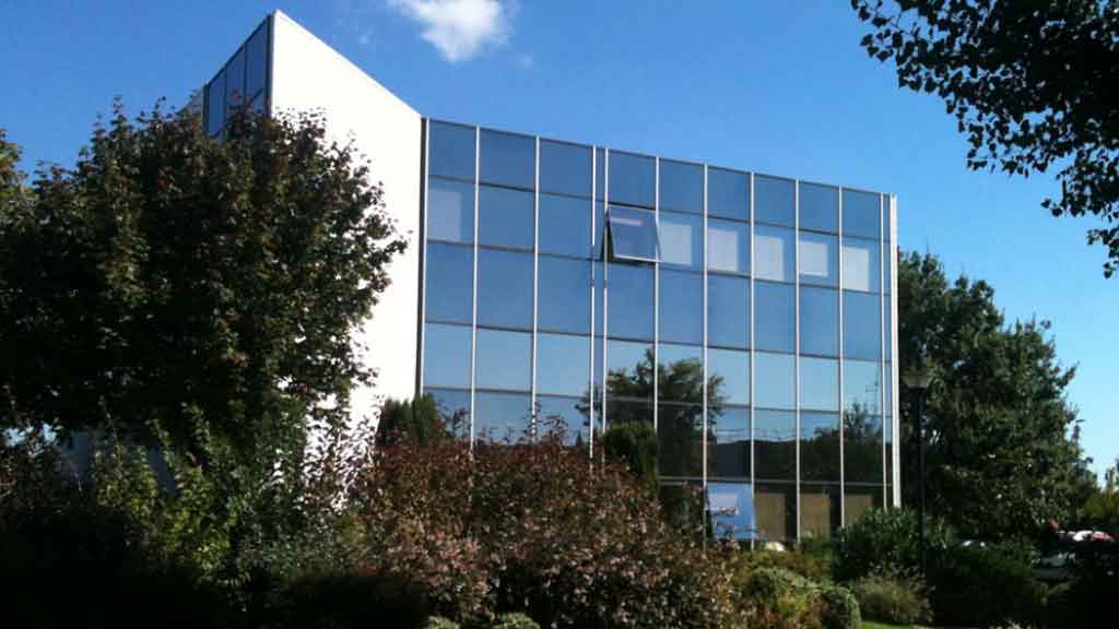 Implantations - ELSYS Design